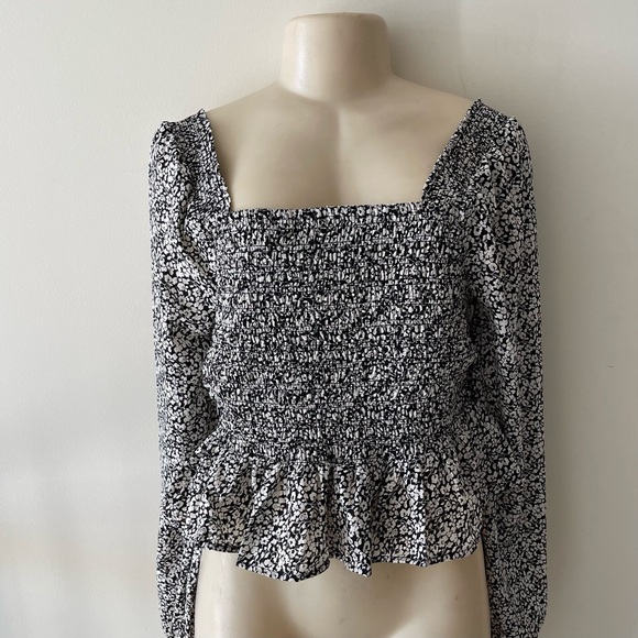 Tops | Black And White Floral Smocked Shirred Long Sleeve Square Neck ...
